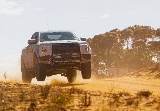 Ford Ranger Raptor thế hệ mới sẽ được ra mắt vào ngày 22/2