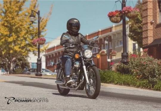 Yamaha V-Star 250 - mẫu cruiser đáng gờm của Honda Rebel 300