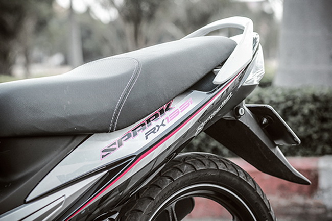 Hình ảnh chi tiết Yamaha Exciter 135i nhập Thái về Việt Nam