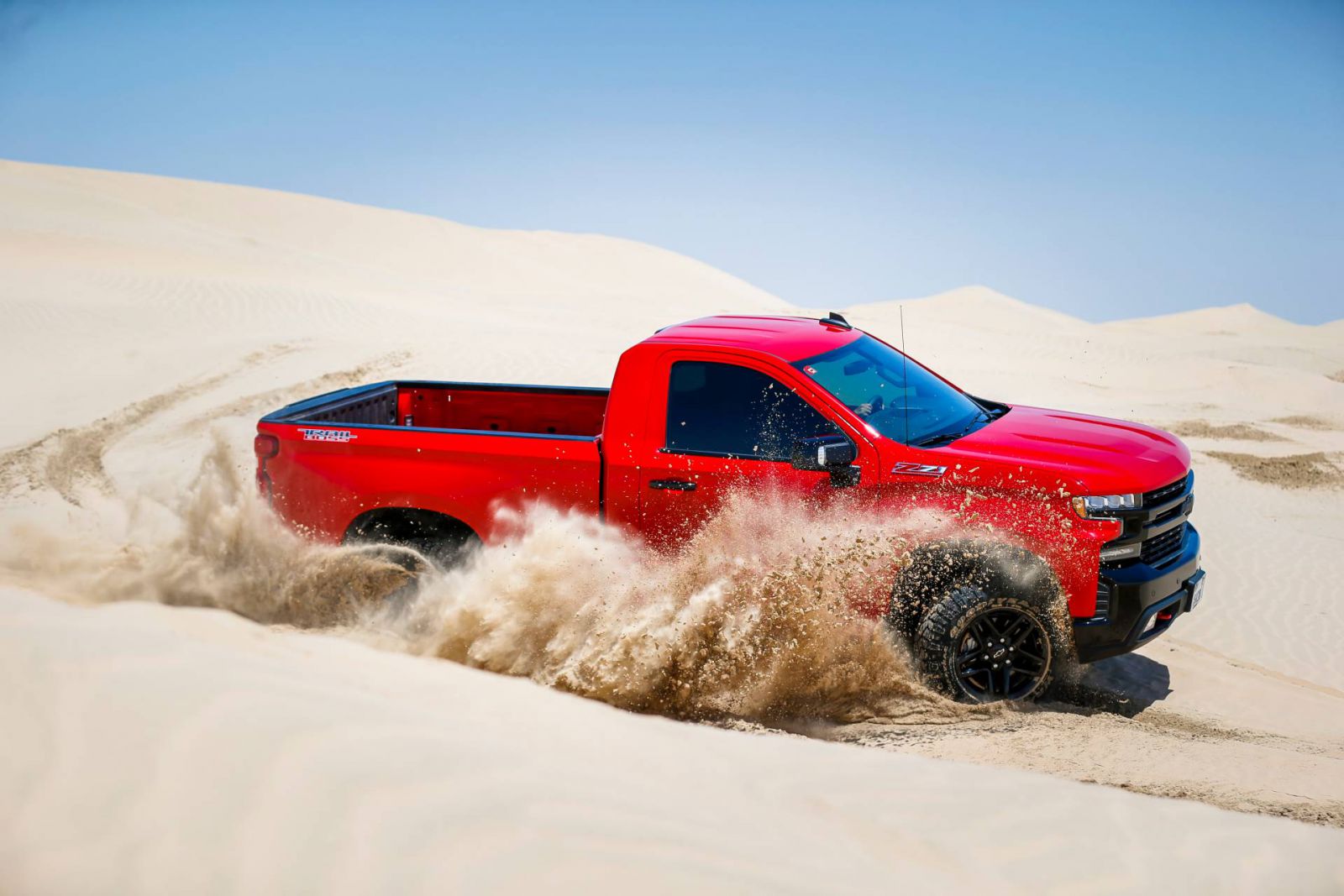 Chevrolet Silverado RST và Trail Boss 2019 có gì đặc biệt?