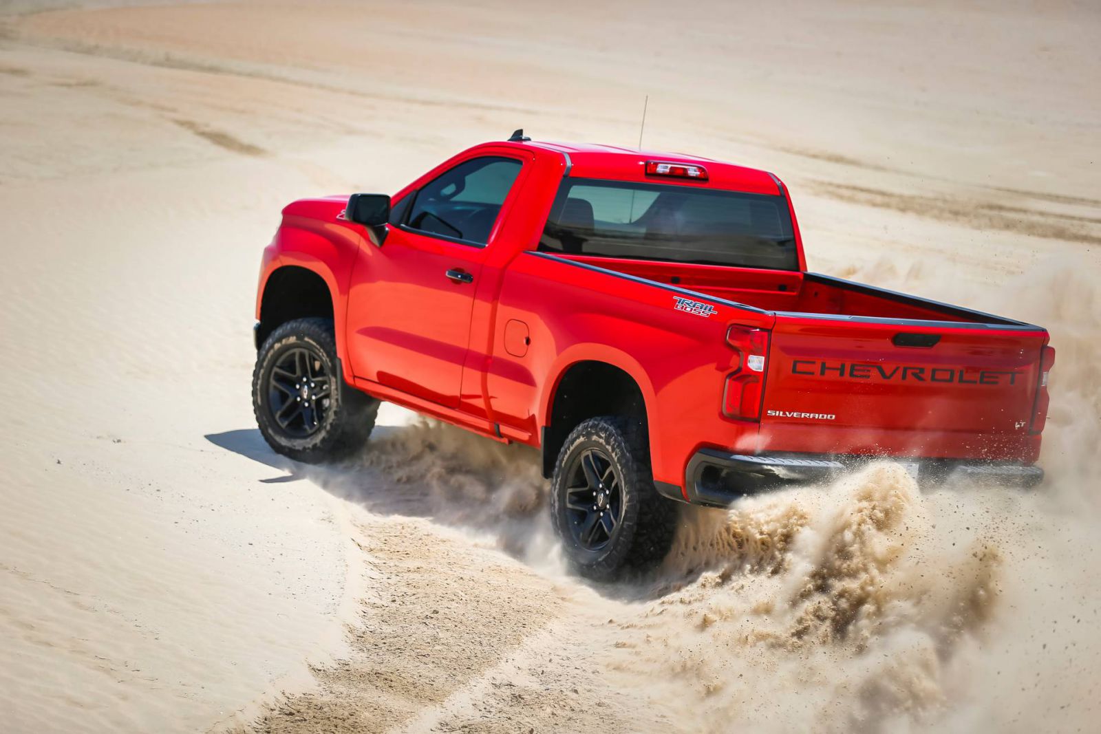 Chevrolet Silverado RST và Trail Boss 2019 có gì đặc biệt?